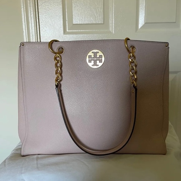 Tory Burch | Bags | Tory Burch Everly Tote | Poshmark